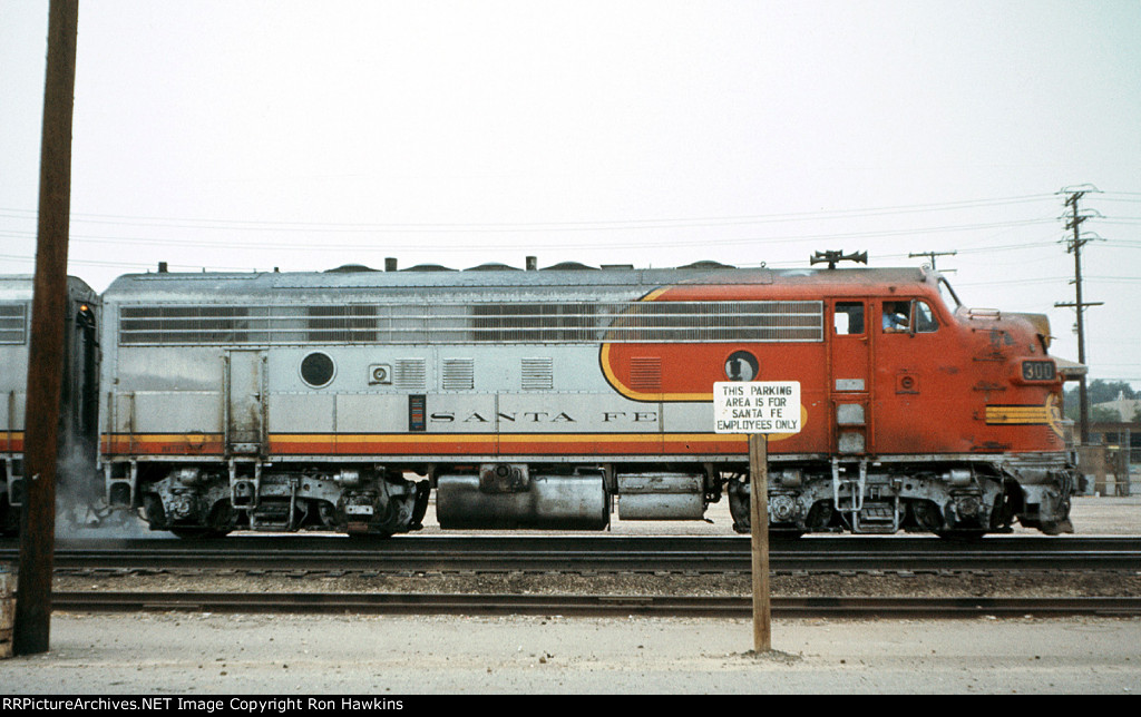 ATSF 300L